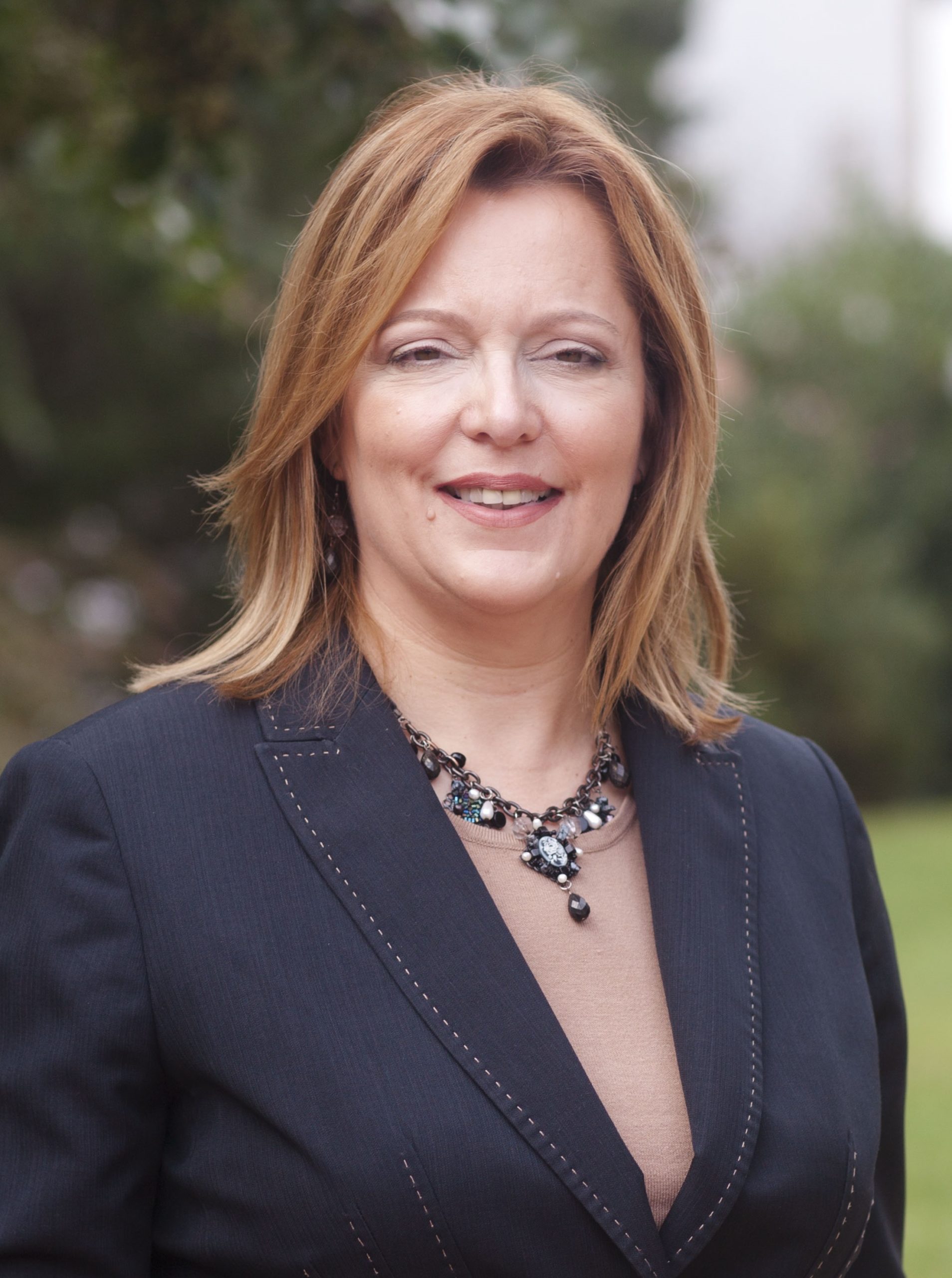 Lisa Bowling 1 - Directory