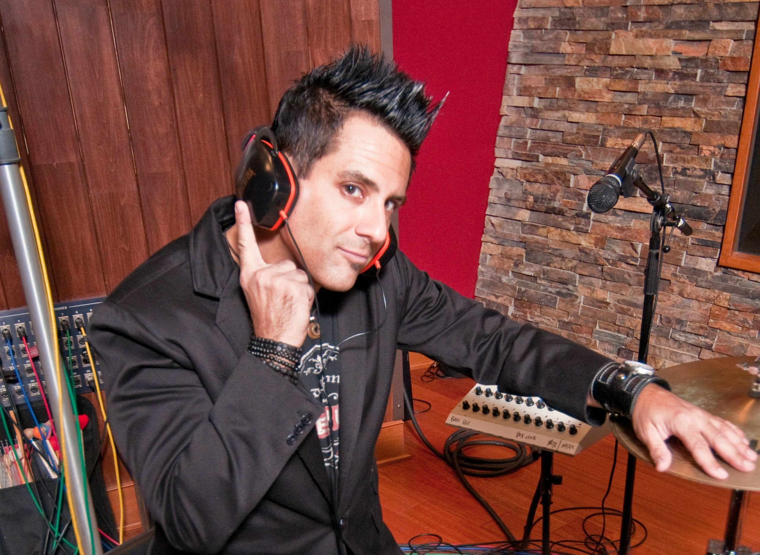 UMW to Host All-Star Drummer Rich Redmond - News