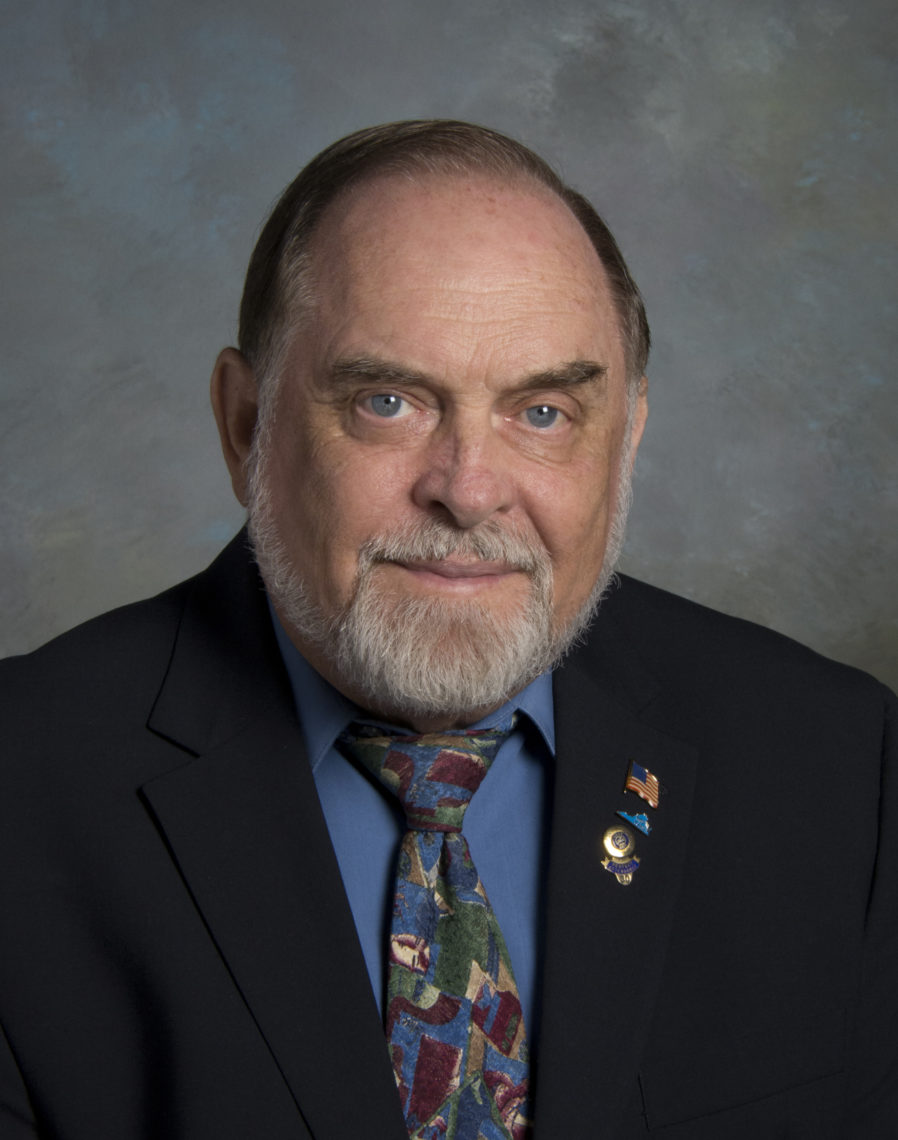 UMW Awards Emeritus Status to Veteran Faculty, Administrator - News