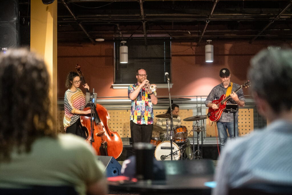 Popular Multicultural Fair Brightened Rainy Weekend - News